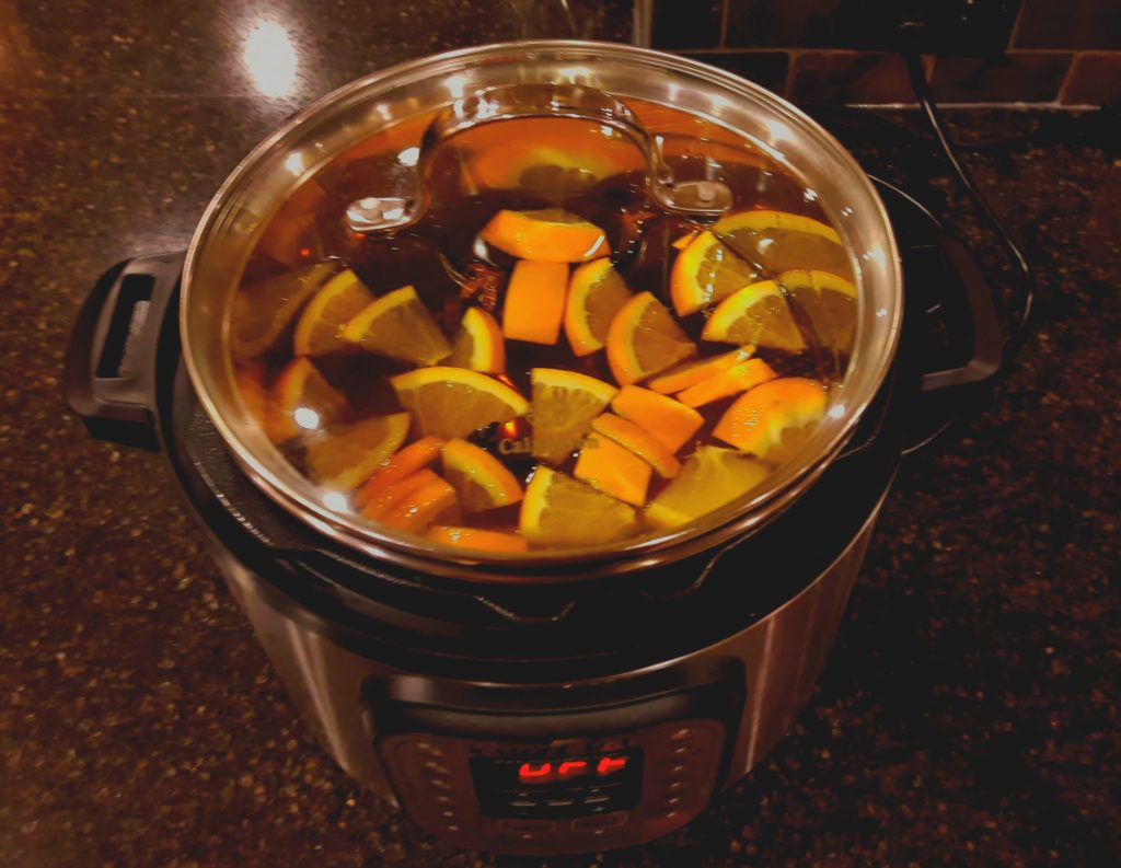 Instant Pot Hot Mulled Apple Cider - Eat Your Broccoli!